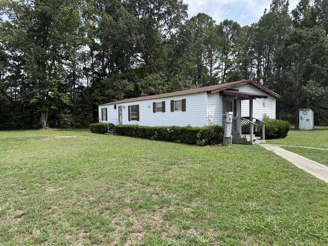 1097 Bethera Rd, Bonneau, SC 29431