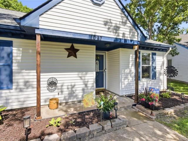 1097 Elloree Ct