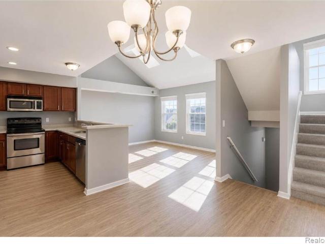 1097 Foxboro