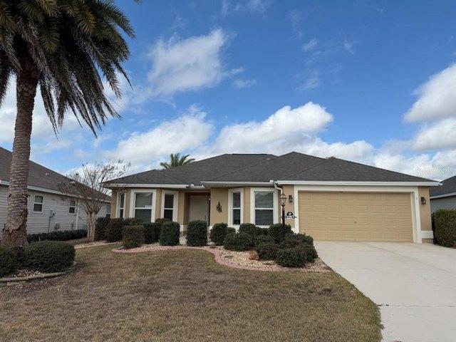 1097 Hollyhock Way, The Villages, FL 32163