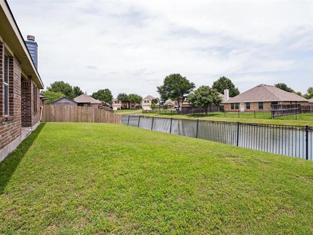 1097 Luton Drive