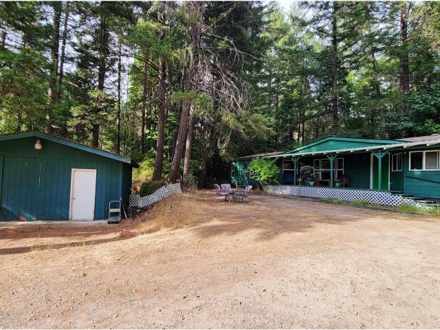 1097 lees creek rd