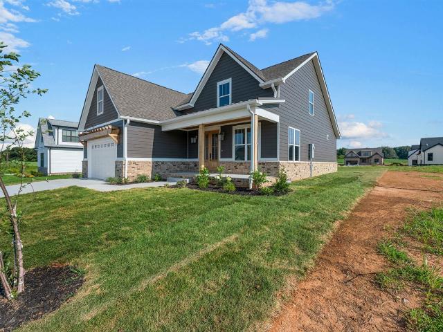 1097 Paddlers Way