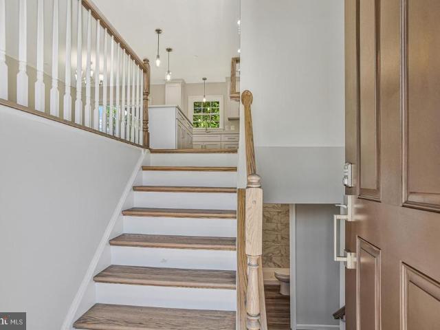 1097 San Angelo Drive