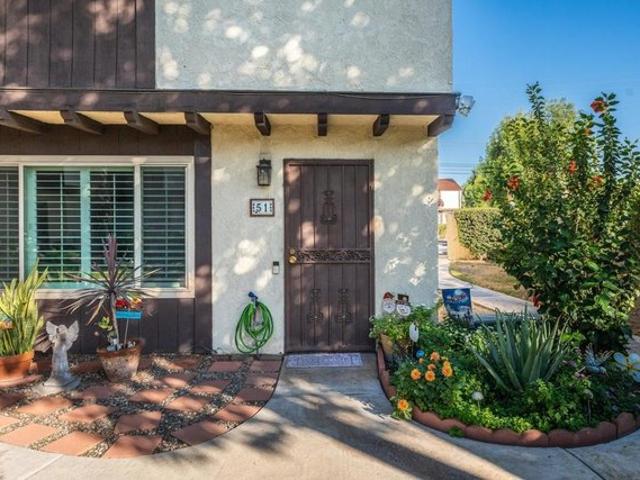 1097 Santo Antonio Dr Apt 51, Colton, CA 92324