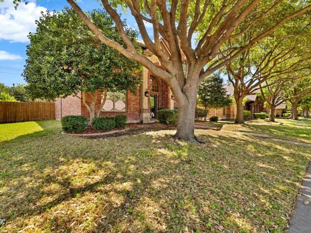1097 Southampton Drive