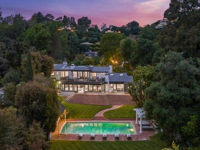 10981 Bellagio Rd, Los Angeles, CA 90077