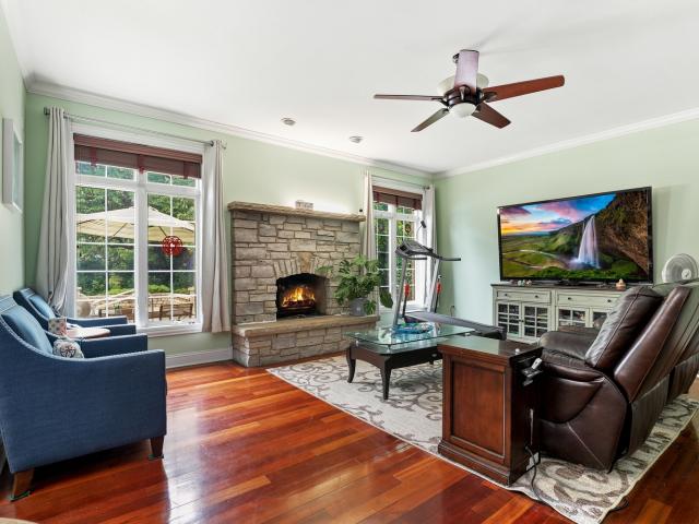 10981 Pioneer Trail
