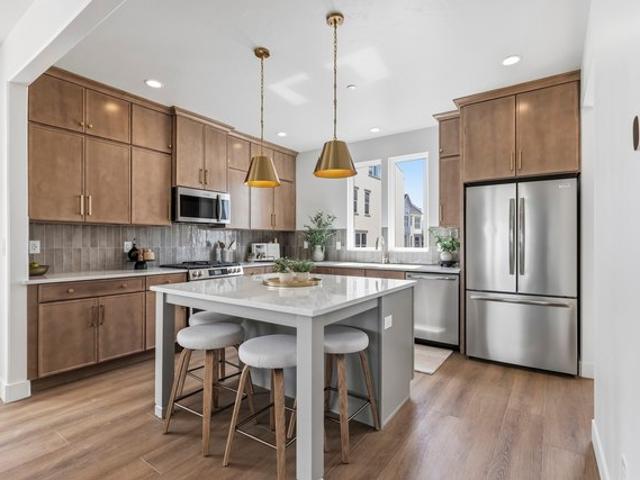 10988 S Lake Run Rd W Unit 154, South Jordan, UT 84009