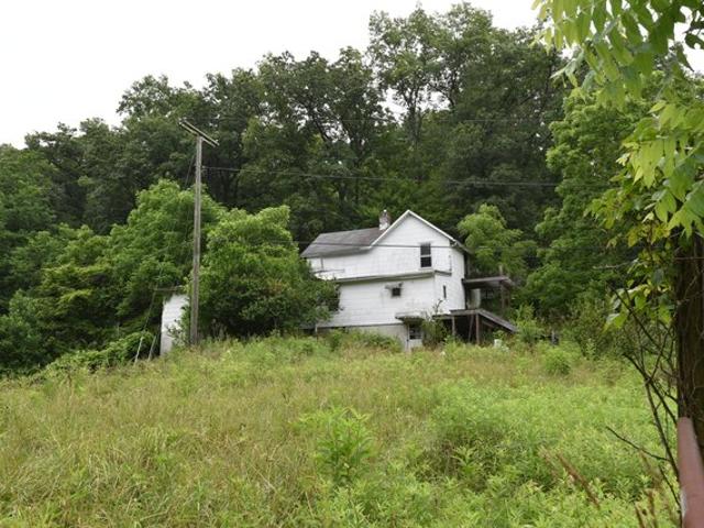 10989 Frasure Helber Rd, Logan, OH 43138