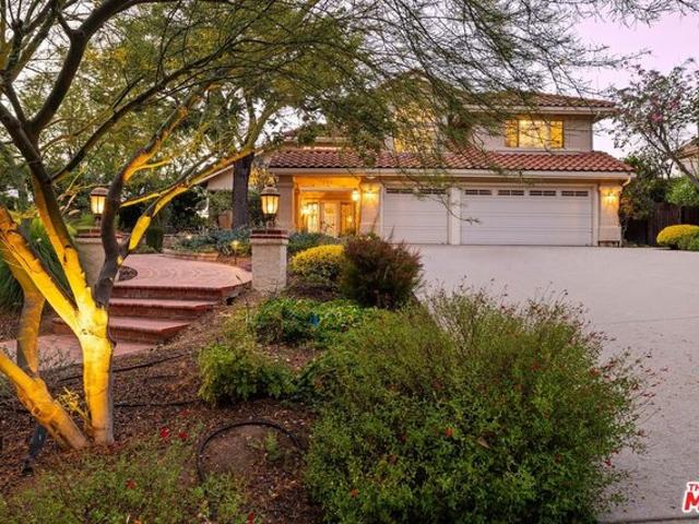 1098 Antelope Pl, Newbury Park, CA 91320