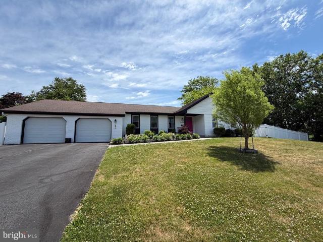 1098 Hillview Lane