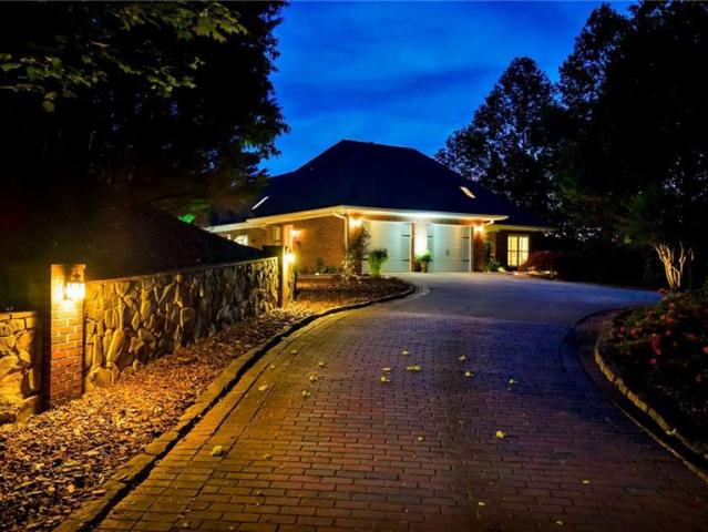1098 Phillips Way