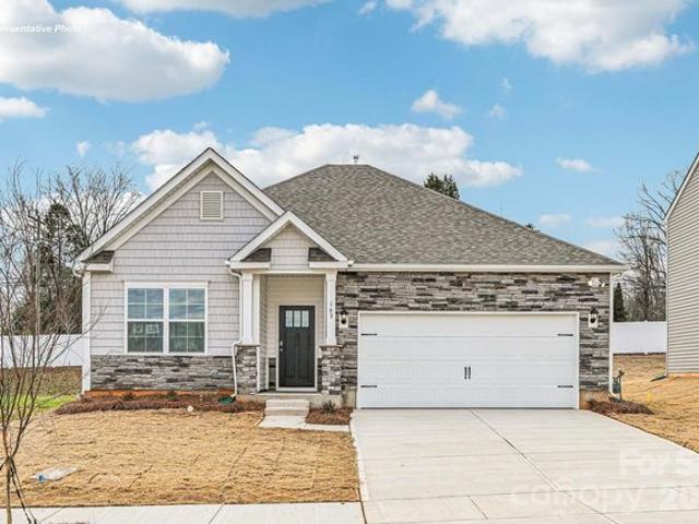 1098 Streamwood Ave, Newton, NC 28658
