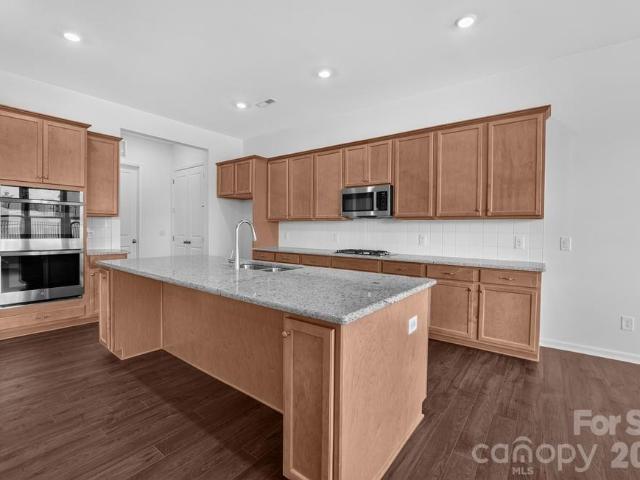 1098 Sugar Creek Road