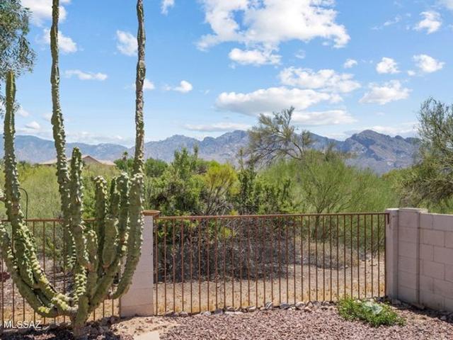 10990 N Double Eagle Ct, Oro Valley, AZ 85737