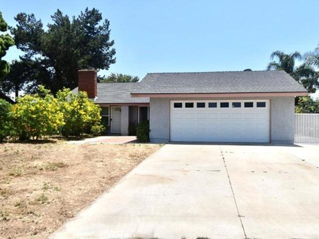 10992 Stonehenge Pl, Riverside, CA 92503