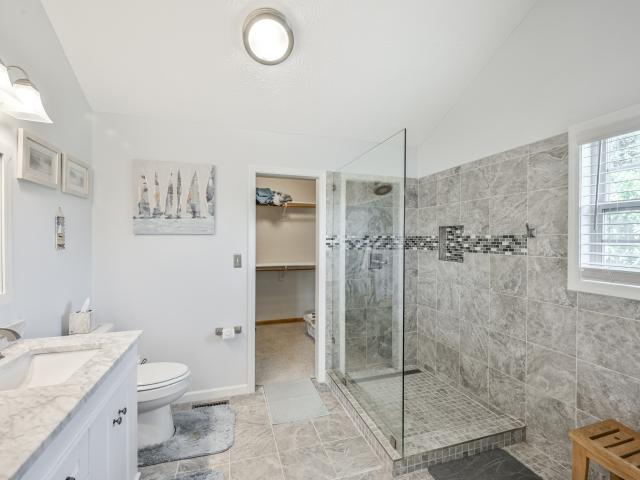 10997 Ridge Court