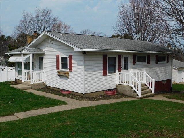 10996 Sunset Dr, North East, PA 16428