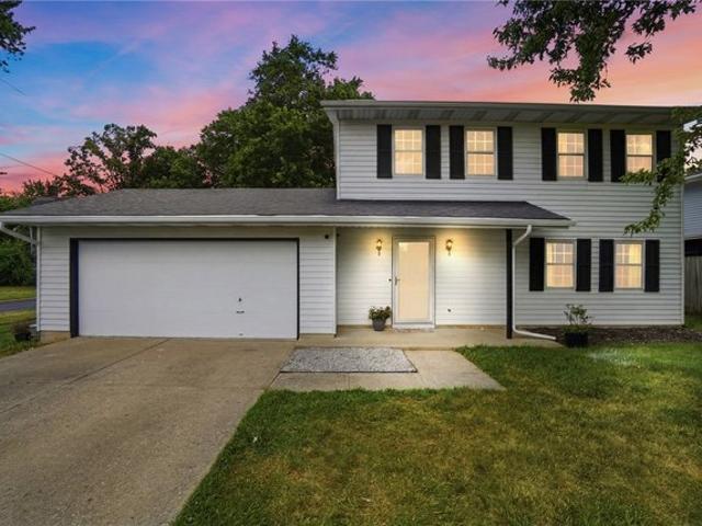 1099 Beaver Valley Rd, Beavercreek, OH 45434