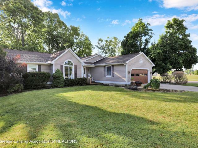 1099 Brookside Drive