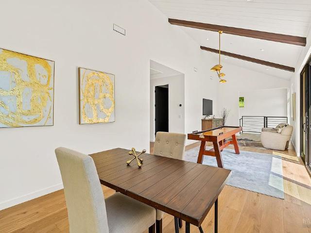 1099 Dry Creek Rd, Healdsburg, CA 95448 | MLS #326035