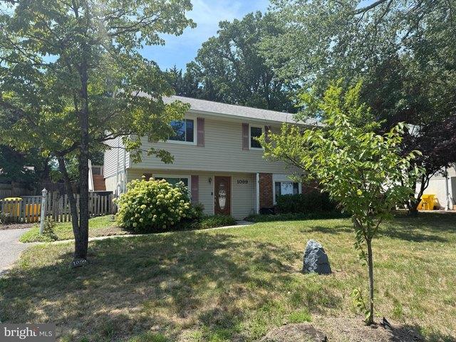 1099 Linden Tree Dr, Annapolis, MD 21409