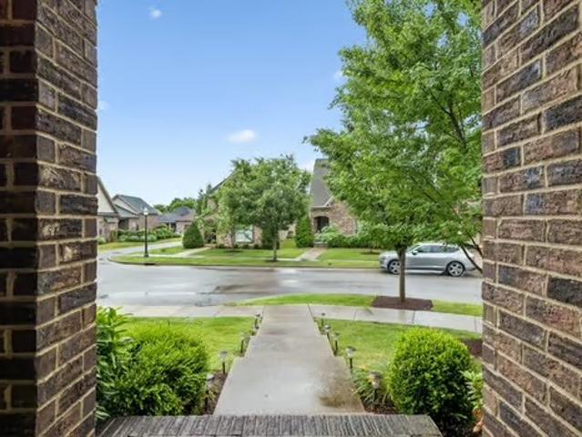 1099 Paddock Park Cir