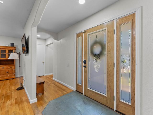 1099 parkview dr