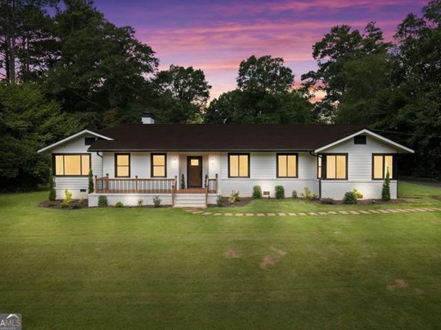 1099 Pine Valley Rd, Griffin, GA 30224