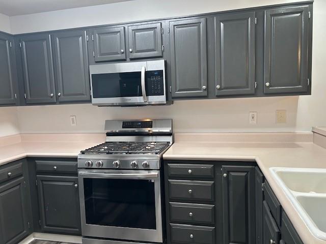 1099 Riverside Dr, Unit H, Beaver, PA 15009 | MLS #1743