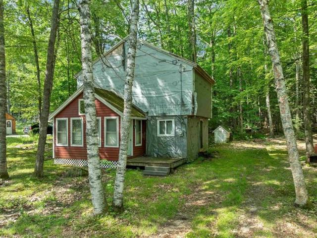 1099 Washington Hill Rd, Tamworth, NH 03875