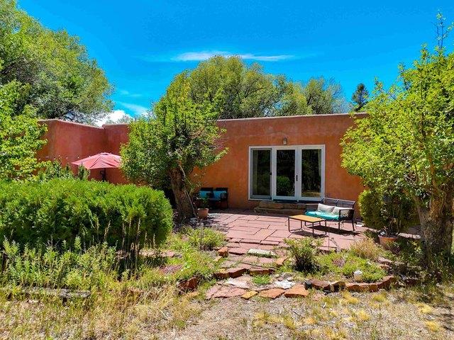 1099A 1099B Witt Rd, Taos, NM 87571