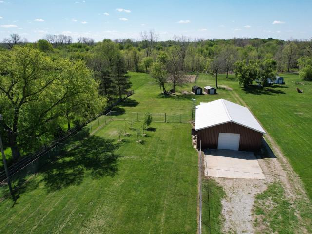 10900 Lansing Road