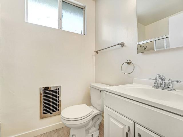 10900 Santa Monica Blvd, prime Westwood! Studio Apartment for Rent at 10900 Santa Monica Blvd, Los Angeles, CA 90025 Westside