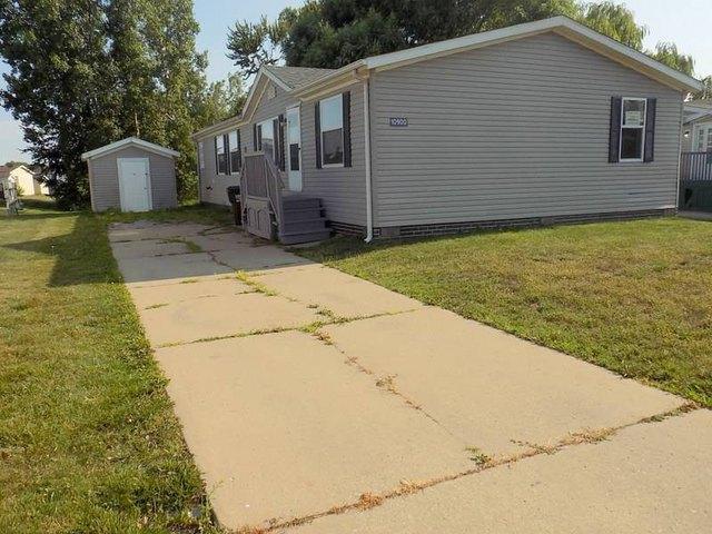 10900 St Clair Dr, Willis, MI 48191