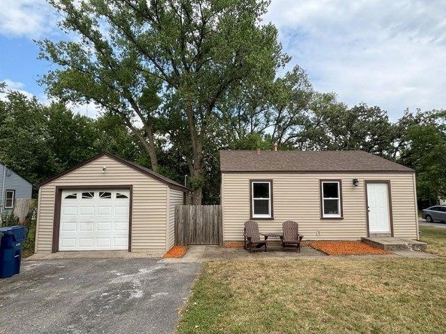 10901 4th St NE, Blaine, MN 55434