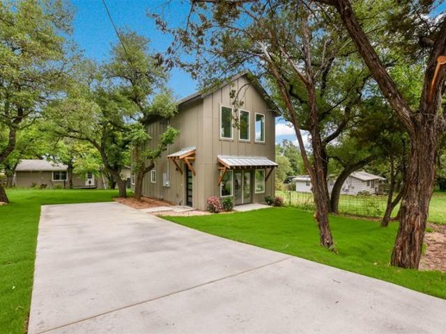 10901 W Lakeview Dr, Jonestown, TX 78645
