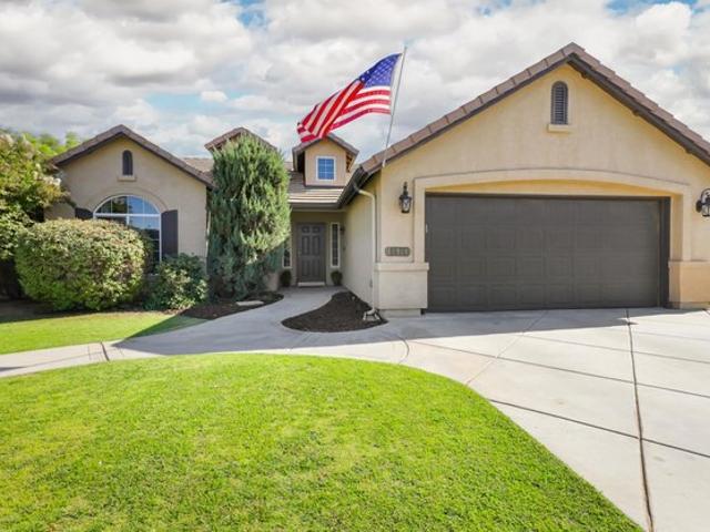 10901 Destino Ct, Bakersfield, CA 93312