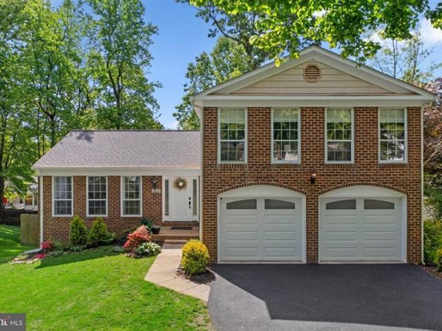 10901 Fox Sparrow Ct, Fairfax, VA 22032