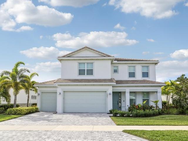 10901 Stellar Cir, Palm Beach Gardens, FL 33412
