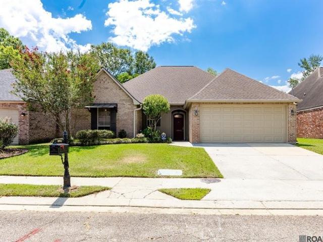 10902 Woodleaf Ave, Baton Rouge, LA 70816