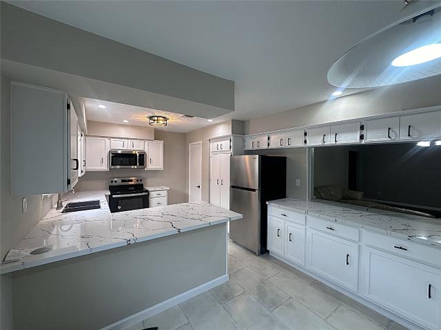 10902 Bob White Drive