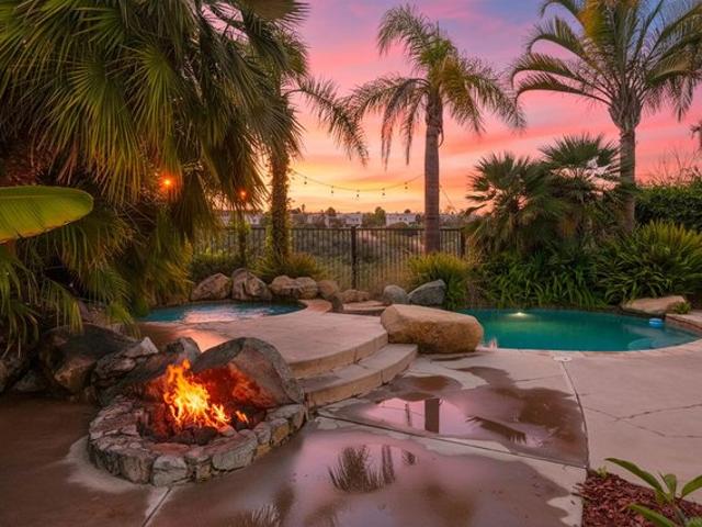 10902 Cloverhurst Way, San Diego, CA 92130