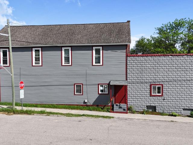 10907 Main Street