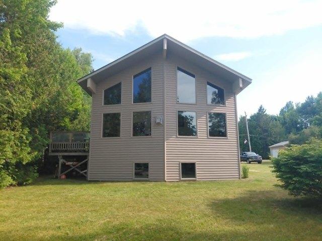 10904 W Lakeshore Dr, Brimley Bay Mills, MI 49715