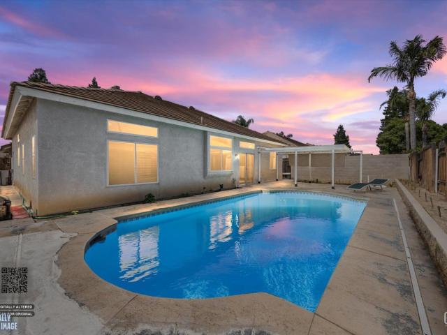 10904 Mirage Drive