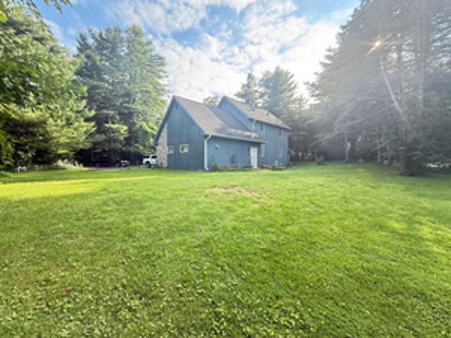 10905 Breezy Lawn Rd, Spring Grove, IL 60081 | MLS #12539 | Compass