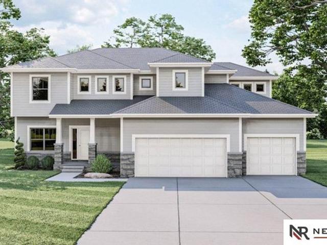 10906 N 172nd St, Bennington, NE 68007