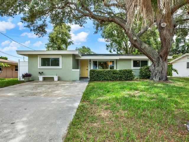 10908 th Ave, Largo, FL 33778